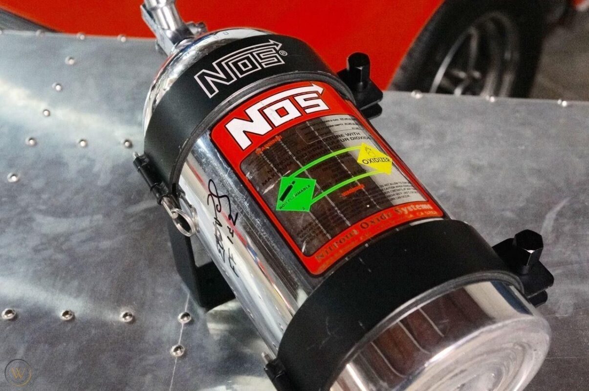 Nos Bottle Kit with Sticker (Era Correct) – Fast and Furious Parts